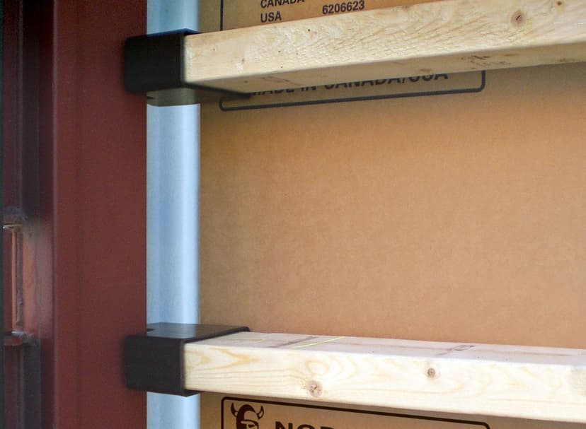 Bracing System for Cargo Containers